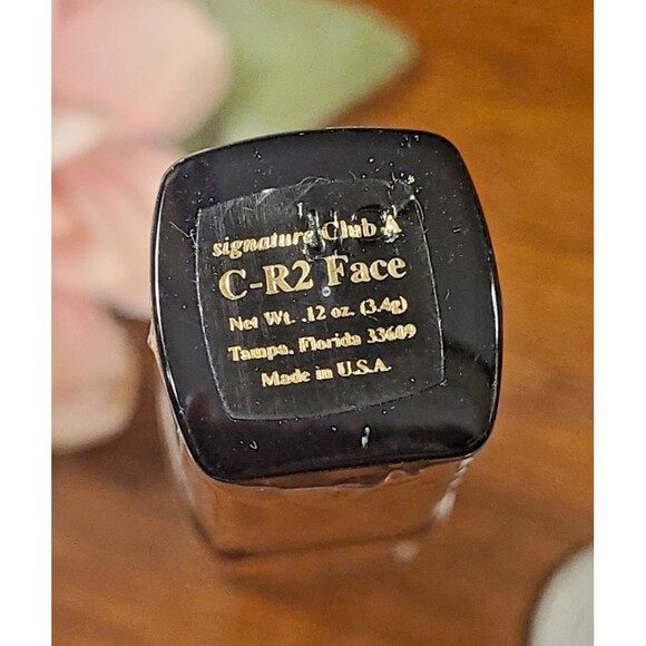 Signature Club A | Skincare | Signature Club A Cr2 Eye Face Dual Stick ...